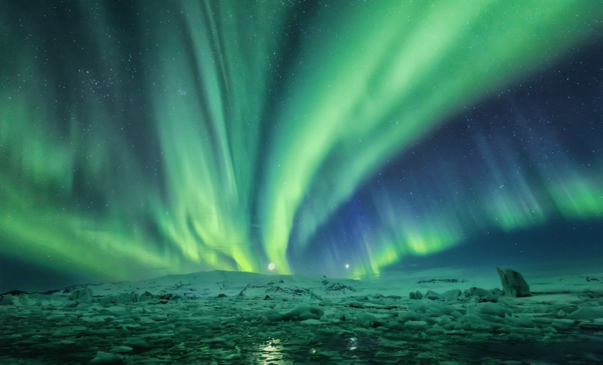 Northern lights could dazzle skies across 20 US states tonight as ...
