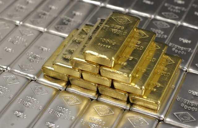 Gold, silver tumble up to 4 pc amid stronger dollar, rising crude prices