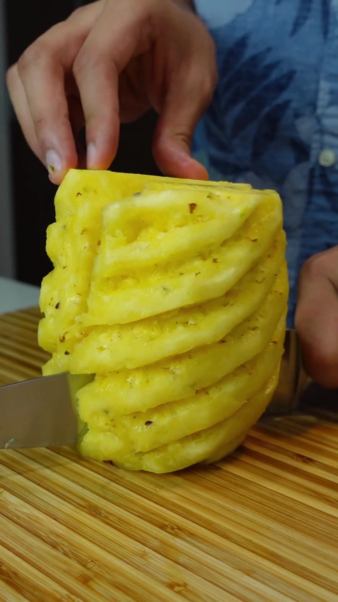 Stop throwing pineapple parts away, here is how to use almost all of it