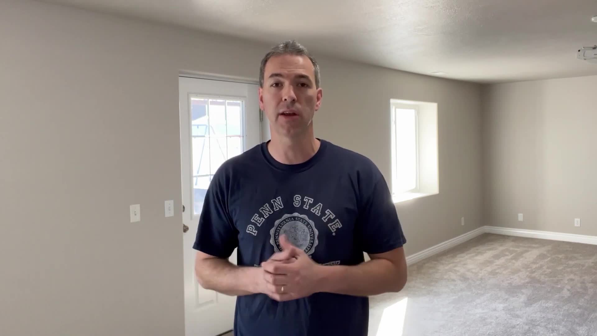 Everyday-carry gear an ex-CIA officer trusts on the street every day