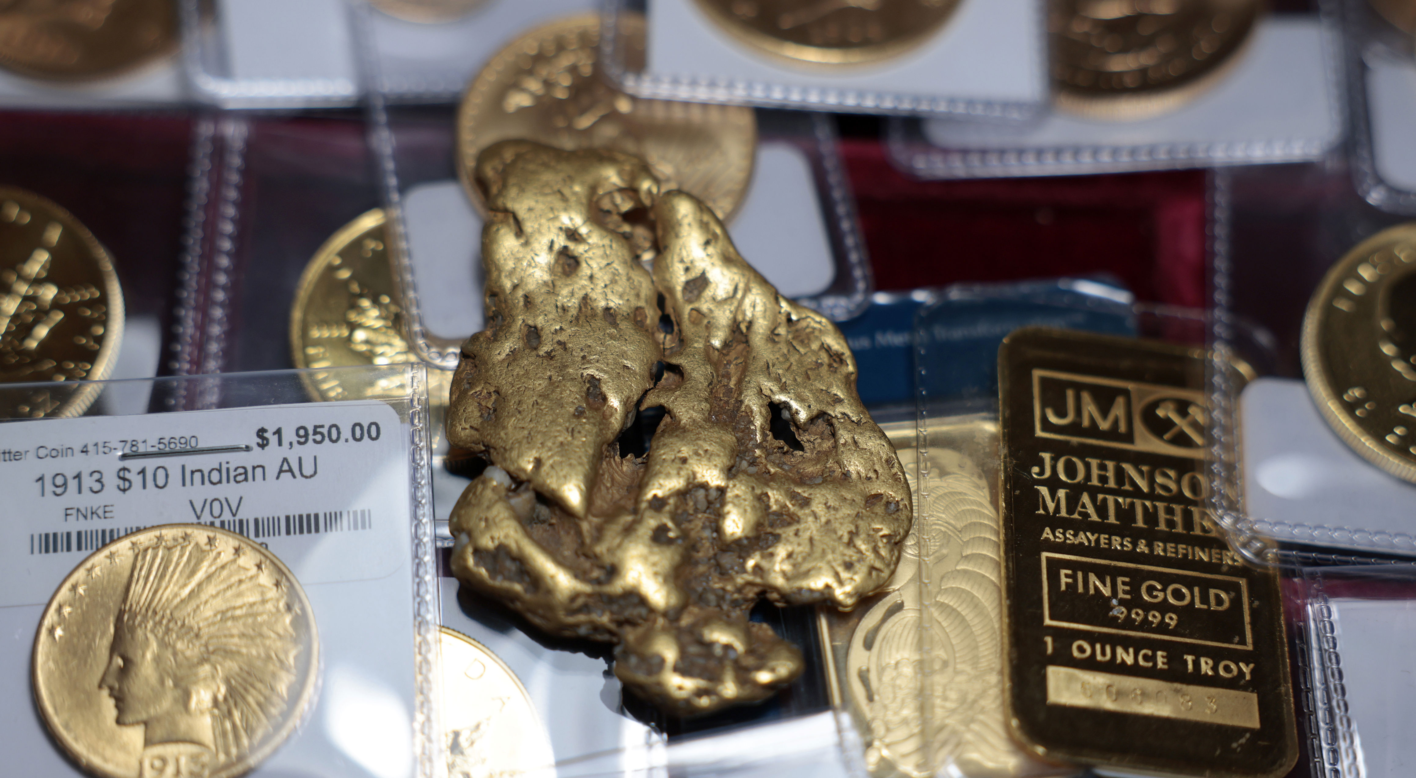 Gold is going to hit $8,000 by 2031, Deutsche Bank predicts. Why the ...