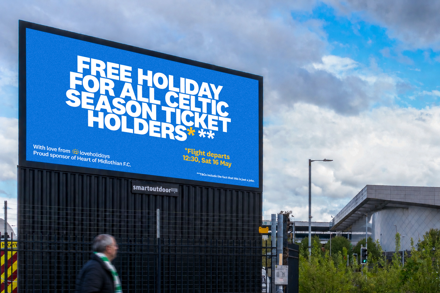 Hearts sponsor unveil Jambos billboard outside Parkhead as Celtic fans ...