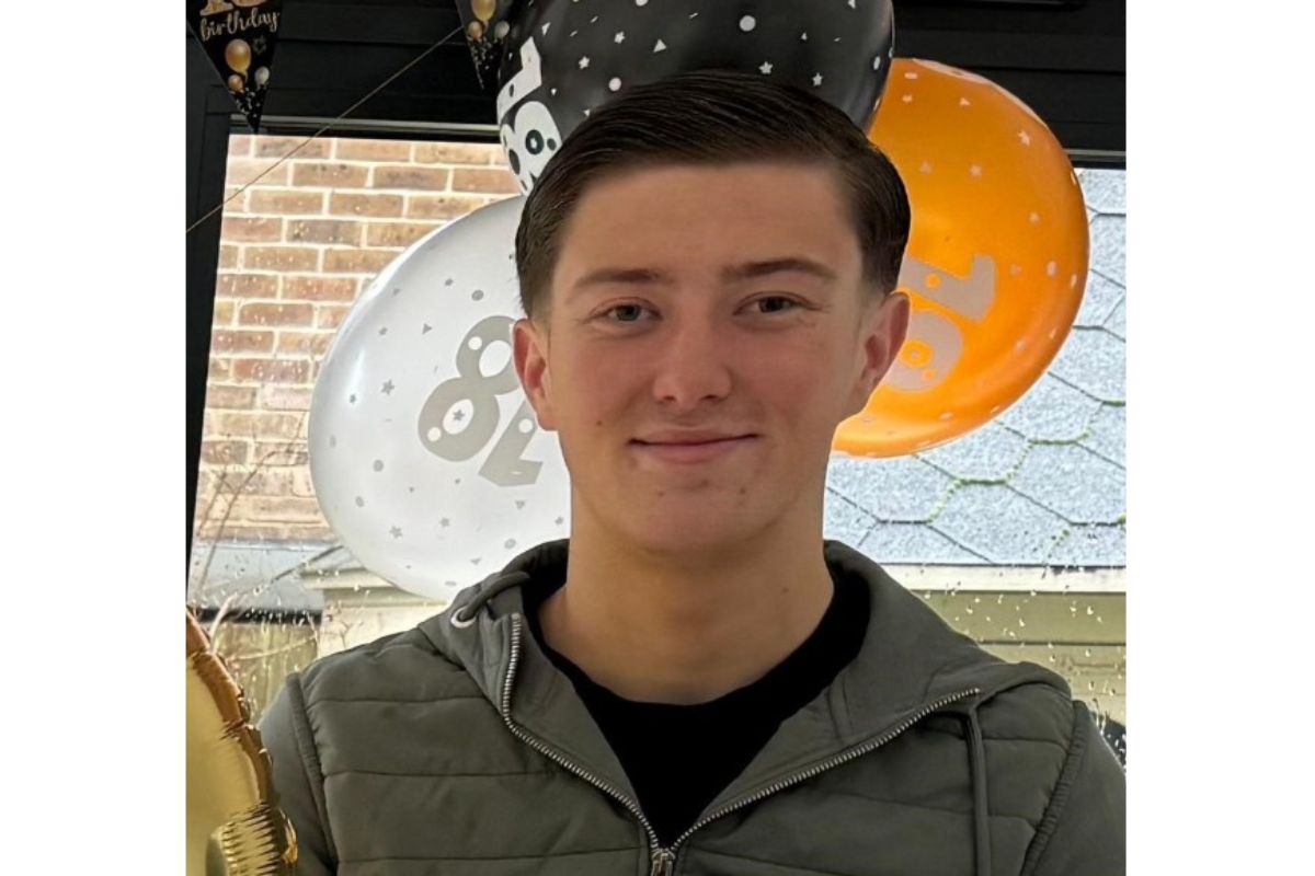 Man killed student with 21cm knife after saying 'I'm a bad man', court told
