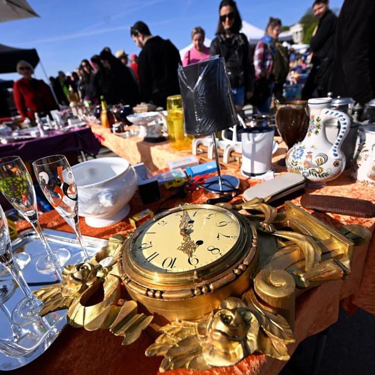 Längster Flohmarkt der Niederlande – 3 Kilometer Stände in Enschede