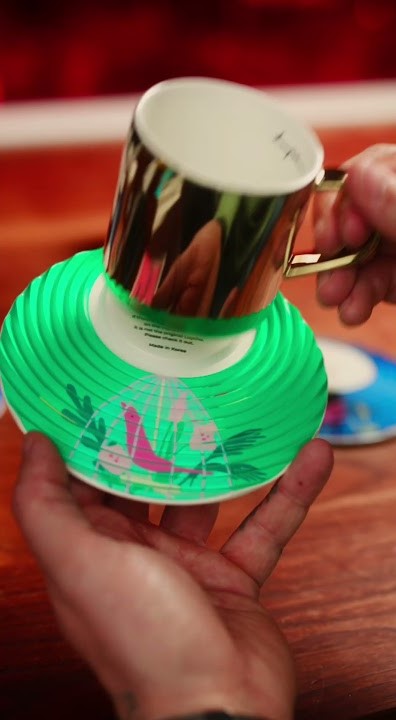 These cups have a secret image!