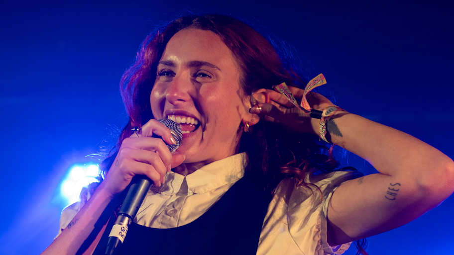 Carol Ades closes Worst Person in the World tour with a stunning finale