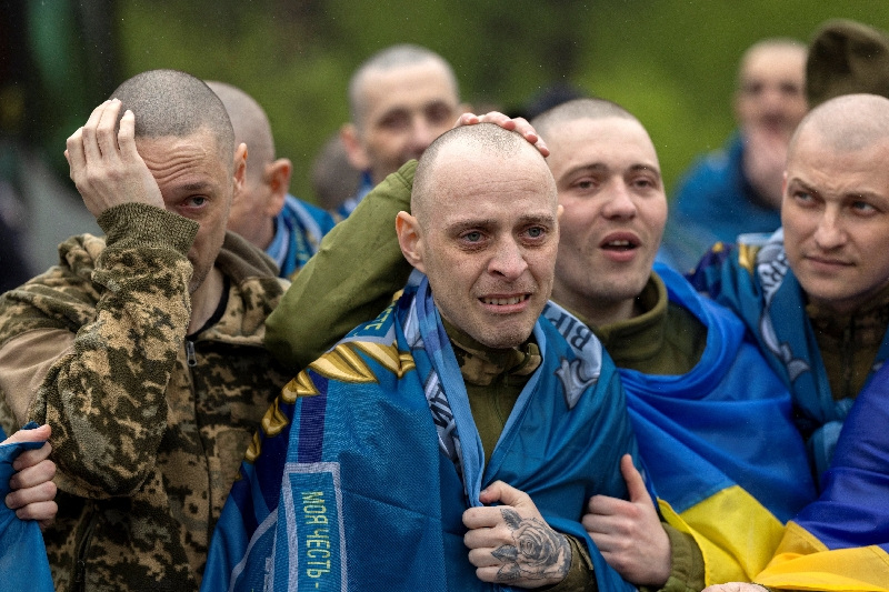 Russia and Ukraine swap 205 prisoners of war each