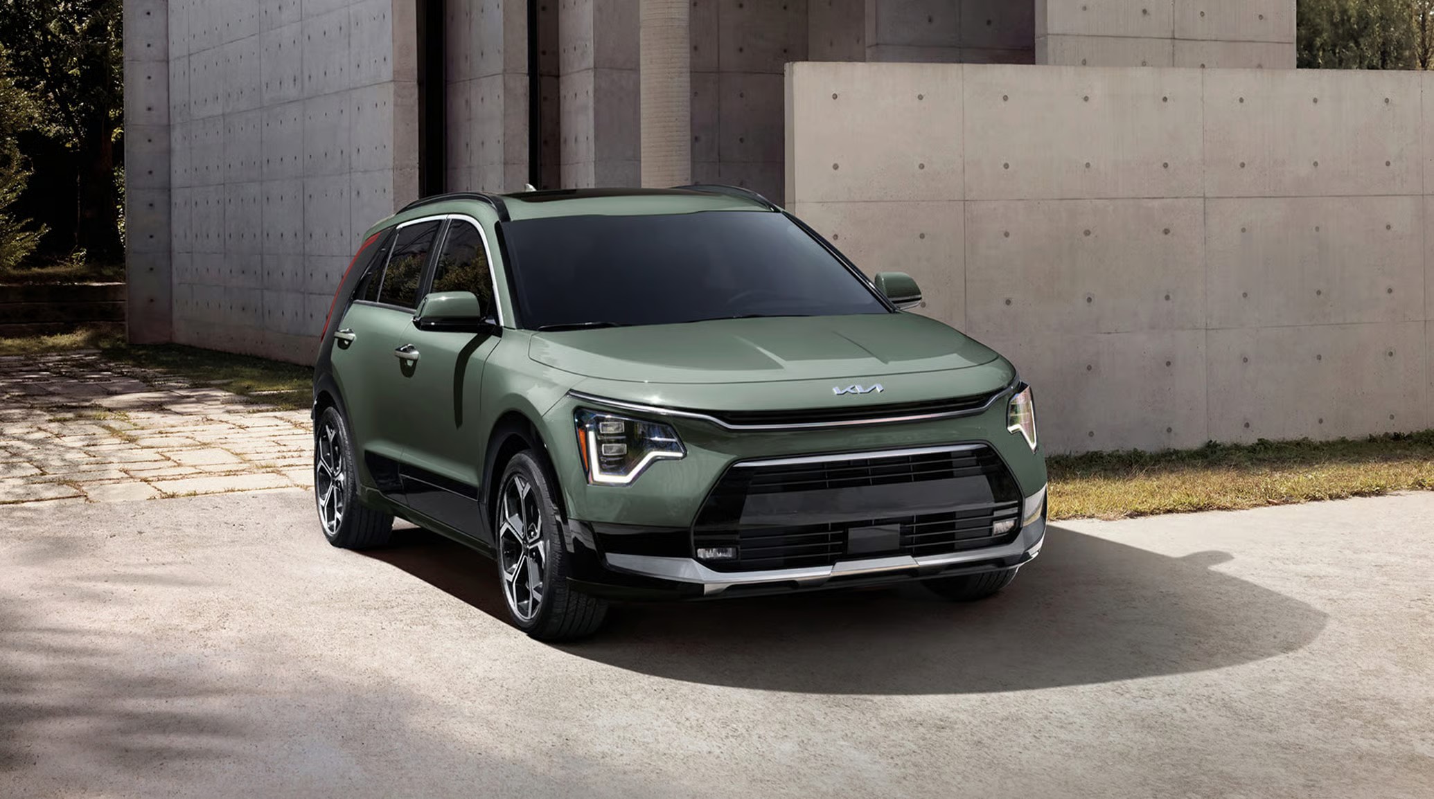 53.5 MPG, No. 1 in US testing, ahead of Lexus and Toyota: Kia Niro ...
