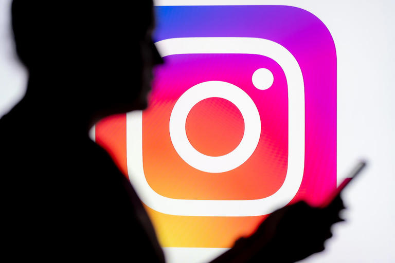 Cybersecurity experts warn users over changes to Instagram DMs privacy