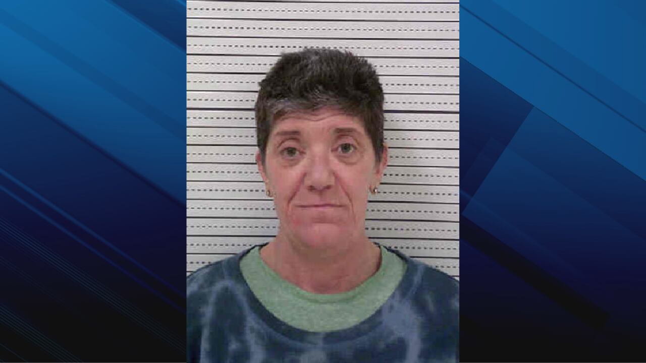 Woman to plead guilty to starting fires that burned down 3 Oelwein homes