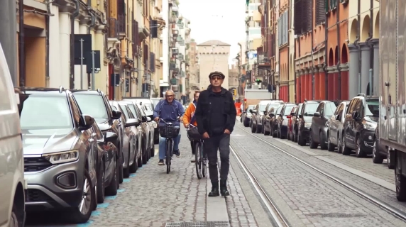 Luca Carboni e il video-promo per la sua autobiografia: «Ho sognato di ...