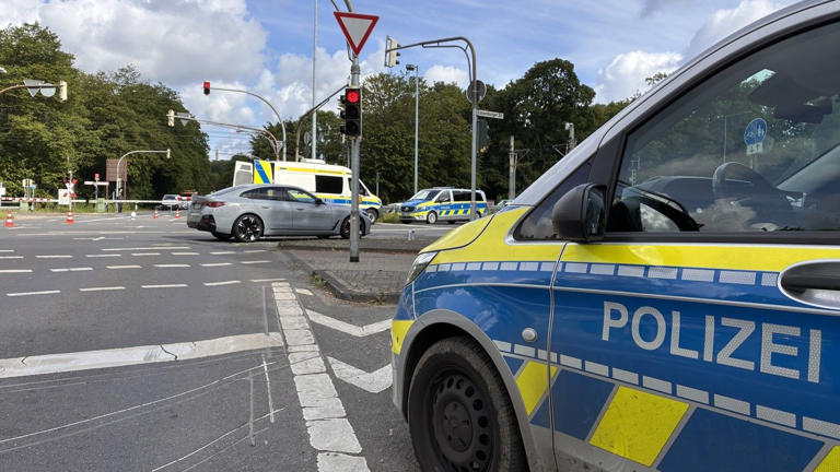 Militärring/Ecke Luxemburger Straße: 44-jähriger Jogger bei Autounfall ...