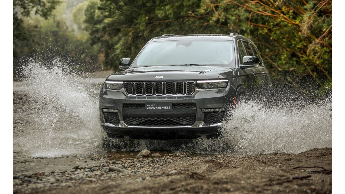 Thinking about buying an SUV? These 12 models have left many owners ...