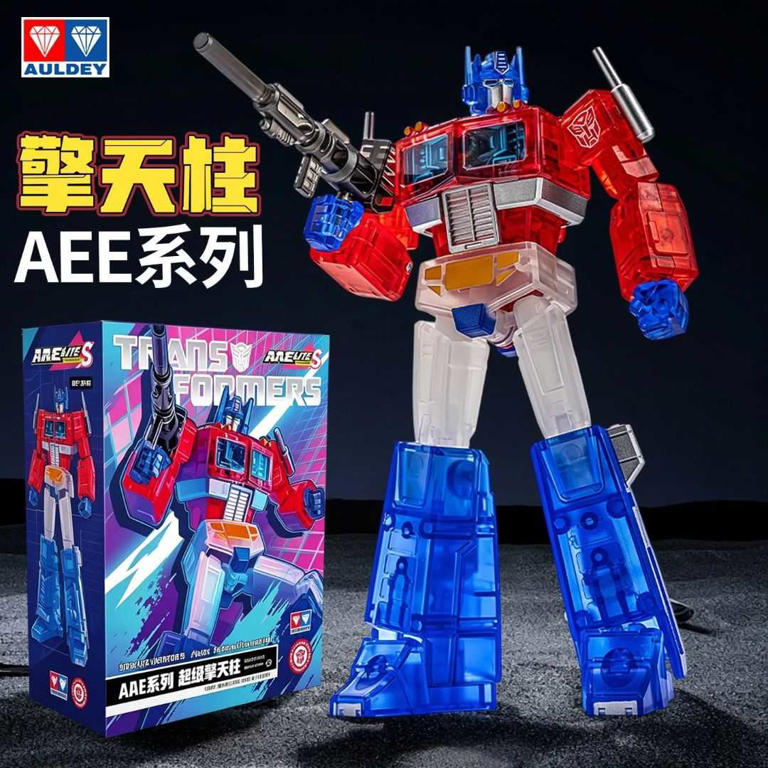 Transformers revives the original Optimus Prime with a crystal-clear G1 ...