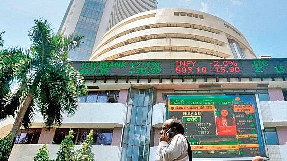 Sensex tumbles 786 points in early trade after five-day rally as IT ...
