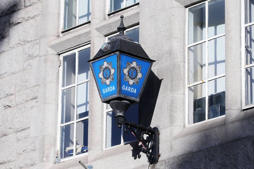 Gardaí warn of new investment scam with couriers being sent to pick up cash