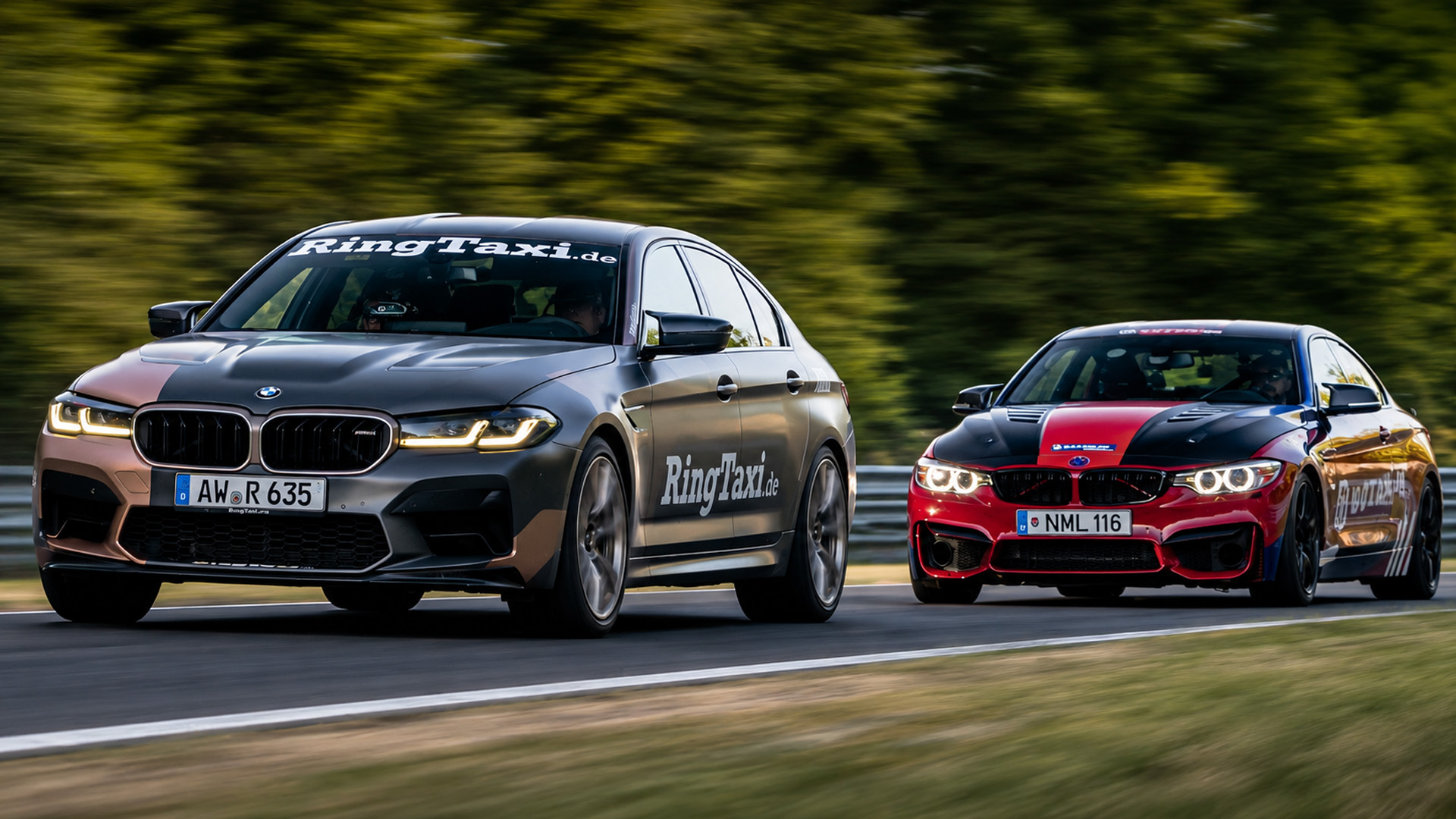 BMW M5 ring taxi holds off a chasing M4 on track race