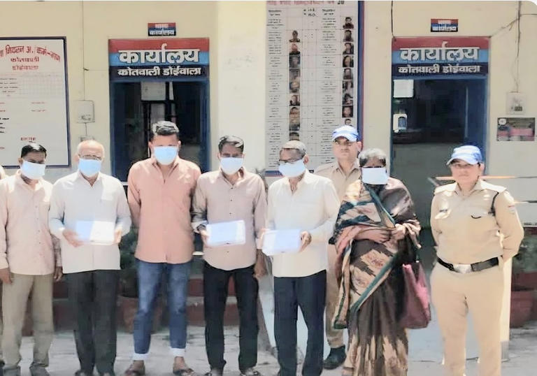 80-year-old woman led ‘elderly gang’ busted for Rs 7 lakh jewellery ...