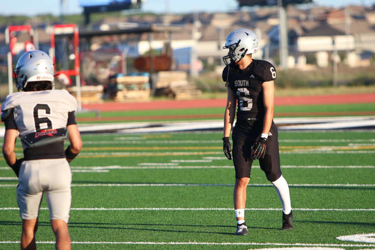 Photos: United South holds spring football game