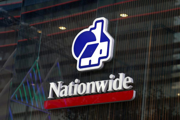 Nationwide offers outstanding deal seeing customers receive £500