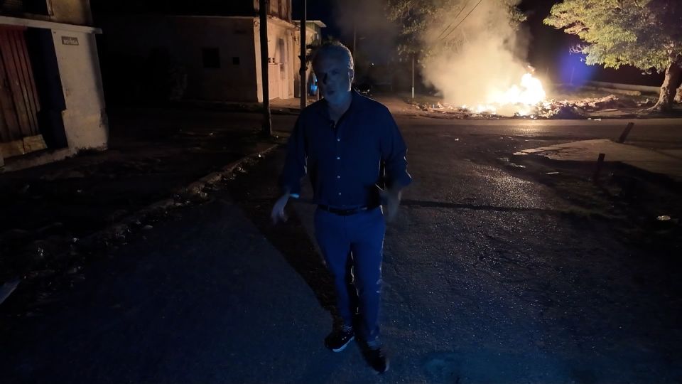CNN reports from Havana as protests break out over power cuts