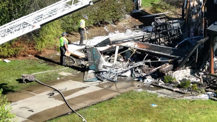 Doorbell video captures aftermath of fatal Akron plane crash