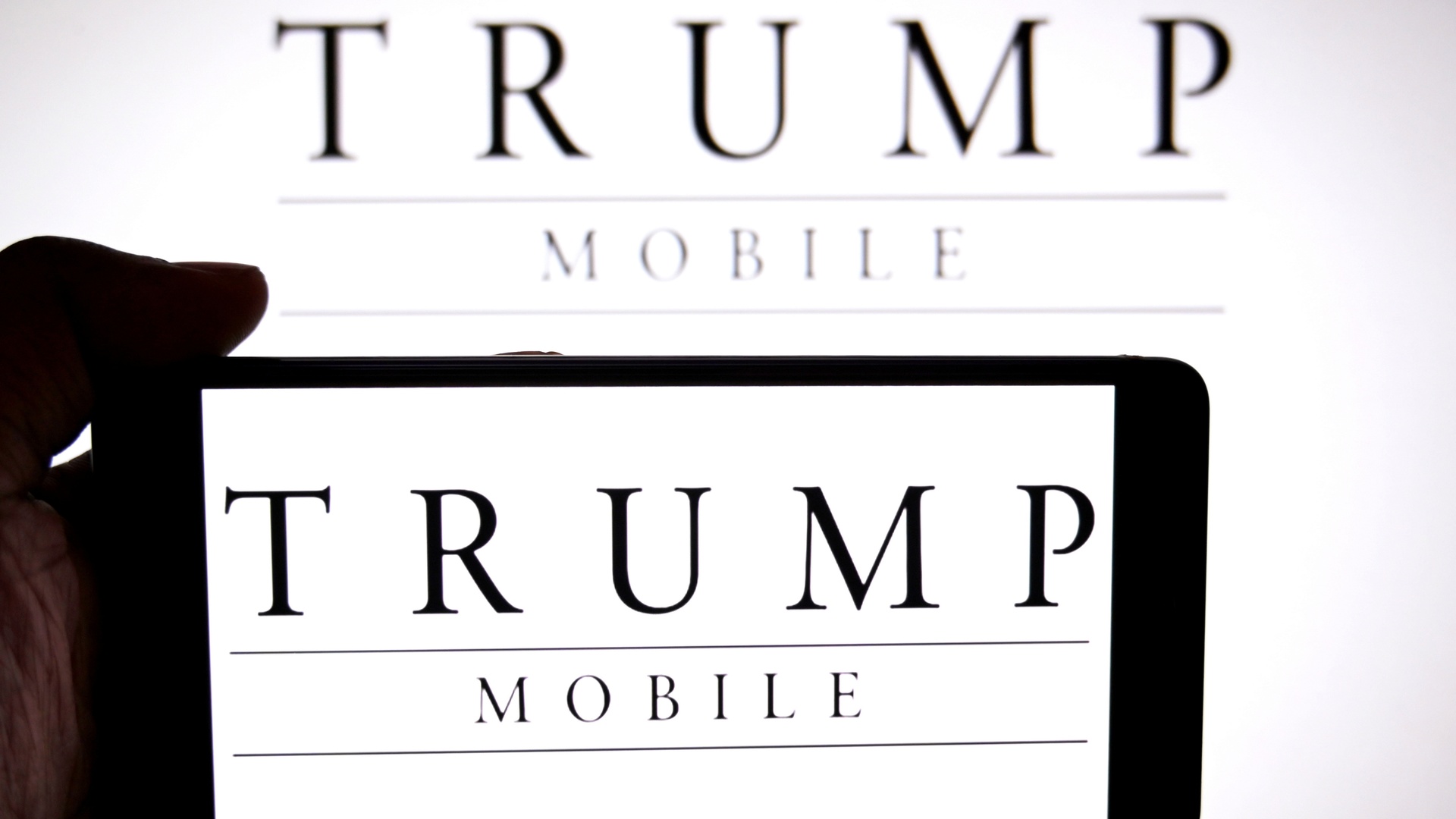 Trump's T1 phones start shipping to customers after delays