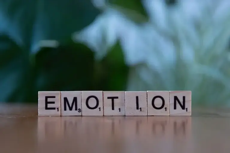 3 grandparent habits psychologists say can leave a lifelong emotional mark