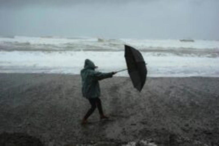 Cold weather and rain forecast for three provinces
