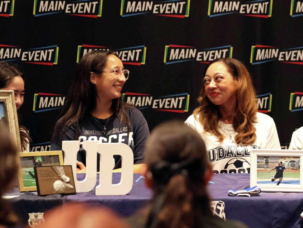 Alexander’s Danika Brewster signs with University of Dallas soccer