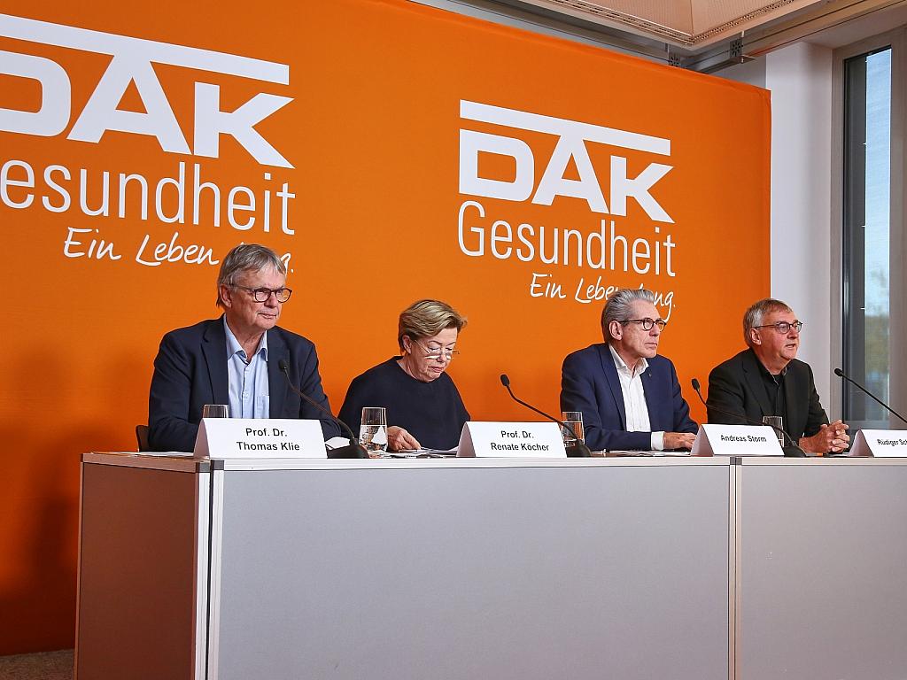 DAK: Pflegereform belastet Heimbewohner mit bis zu 20.000 Euro