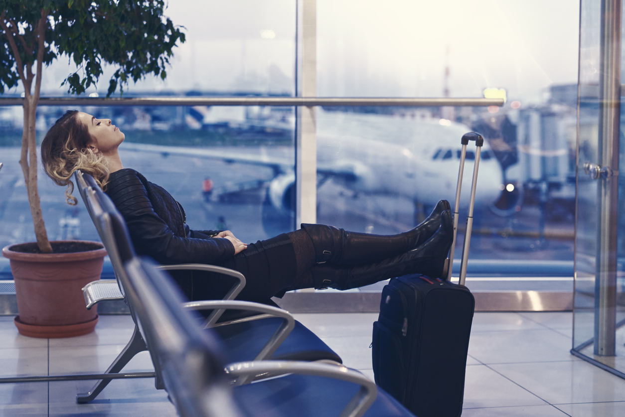 Il jet lag non è solo stanchezza: cosa succede davvero al cervello dopo ...