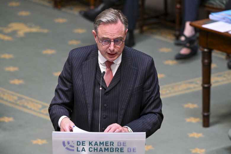 De Wever houdt voet bij stuk over alternatief voor centenindex