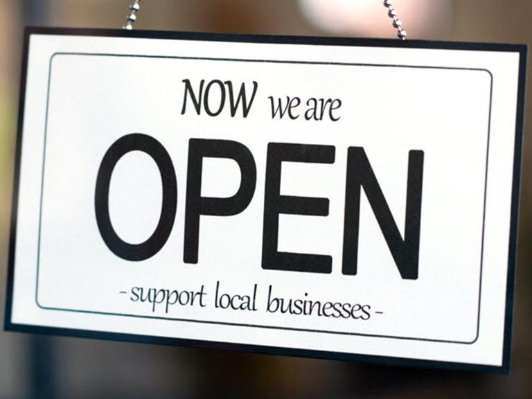 What's open and closed in Ottawa for Victoria Day weekend 2026