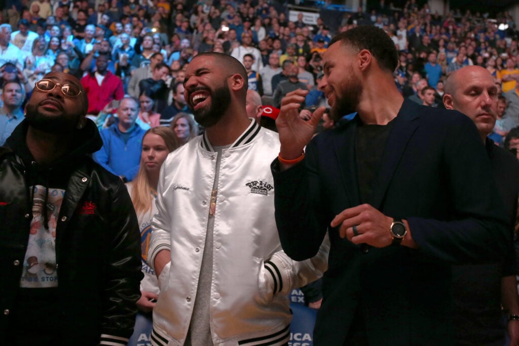 After taking a shot at LeBron James, Drake praises rival Steph Curry in ...