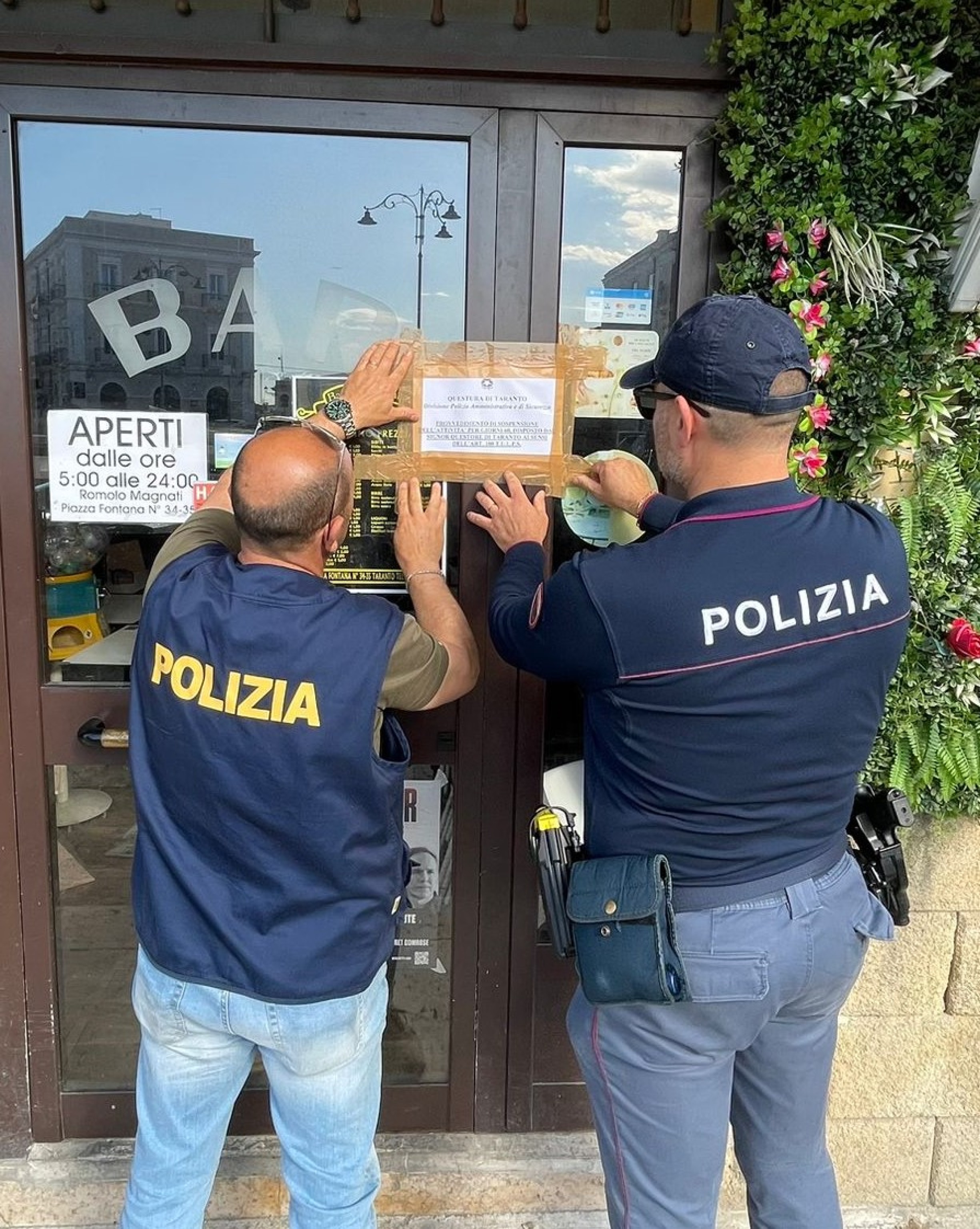 Omicidio a Taranto, sospesa licenza a bar dove vittima cercò rifugio