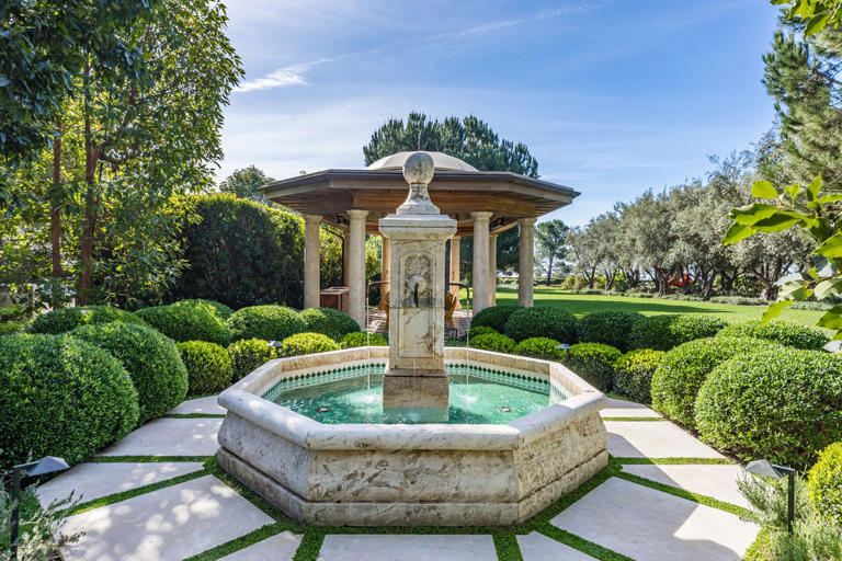 $400 million Bel Air megamansion with 39 bedrooms poised to be most ...