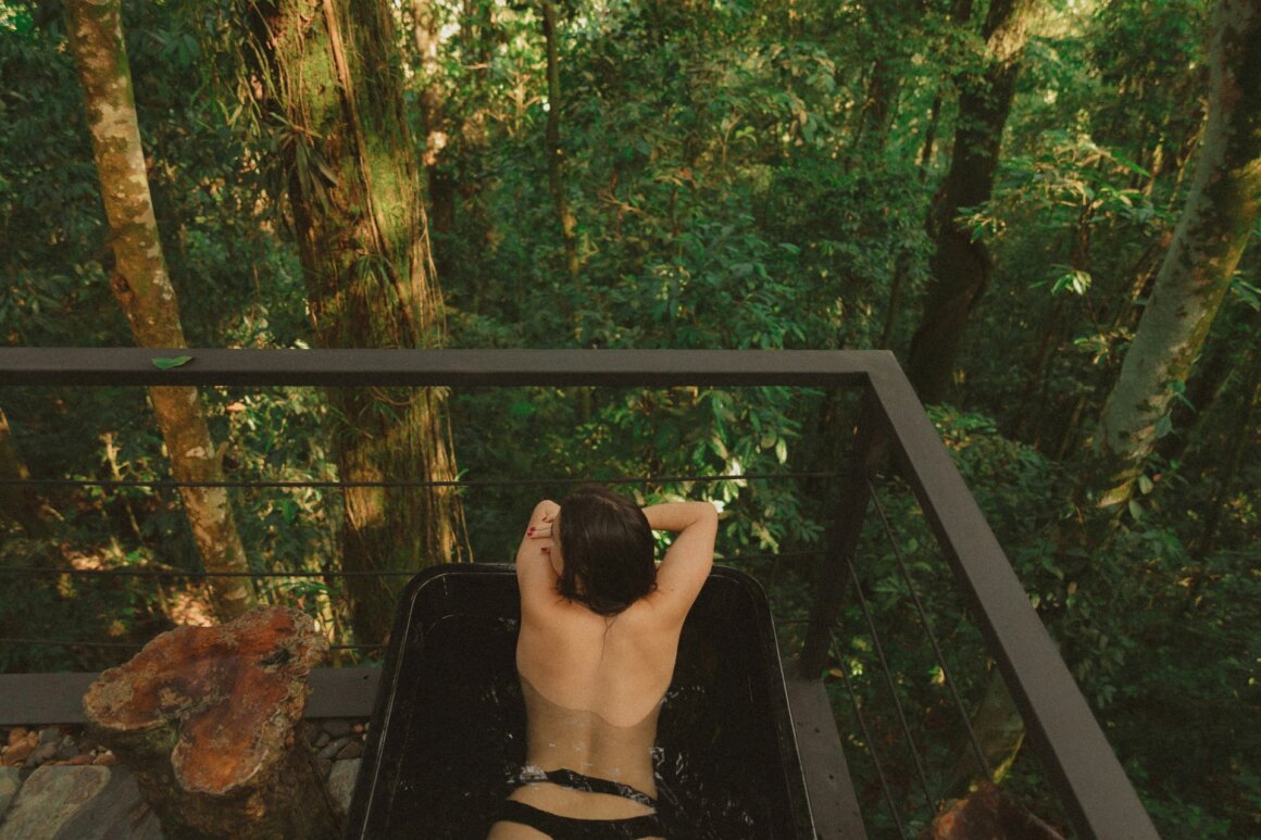 Forest bathing, sound bath e ritualità naturale: il futuro scientifico ...