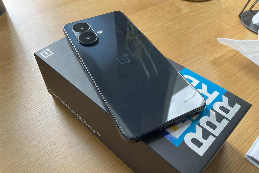 OnePlus’ billigste 2026-telefon er landet: Nord CE 6 Lite får 7.000 mAh ...