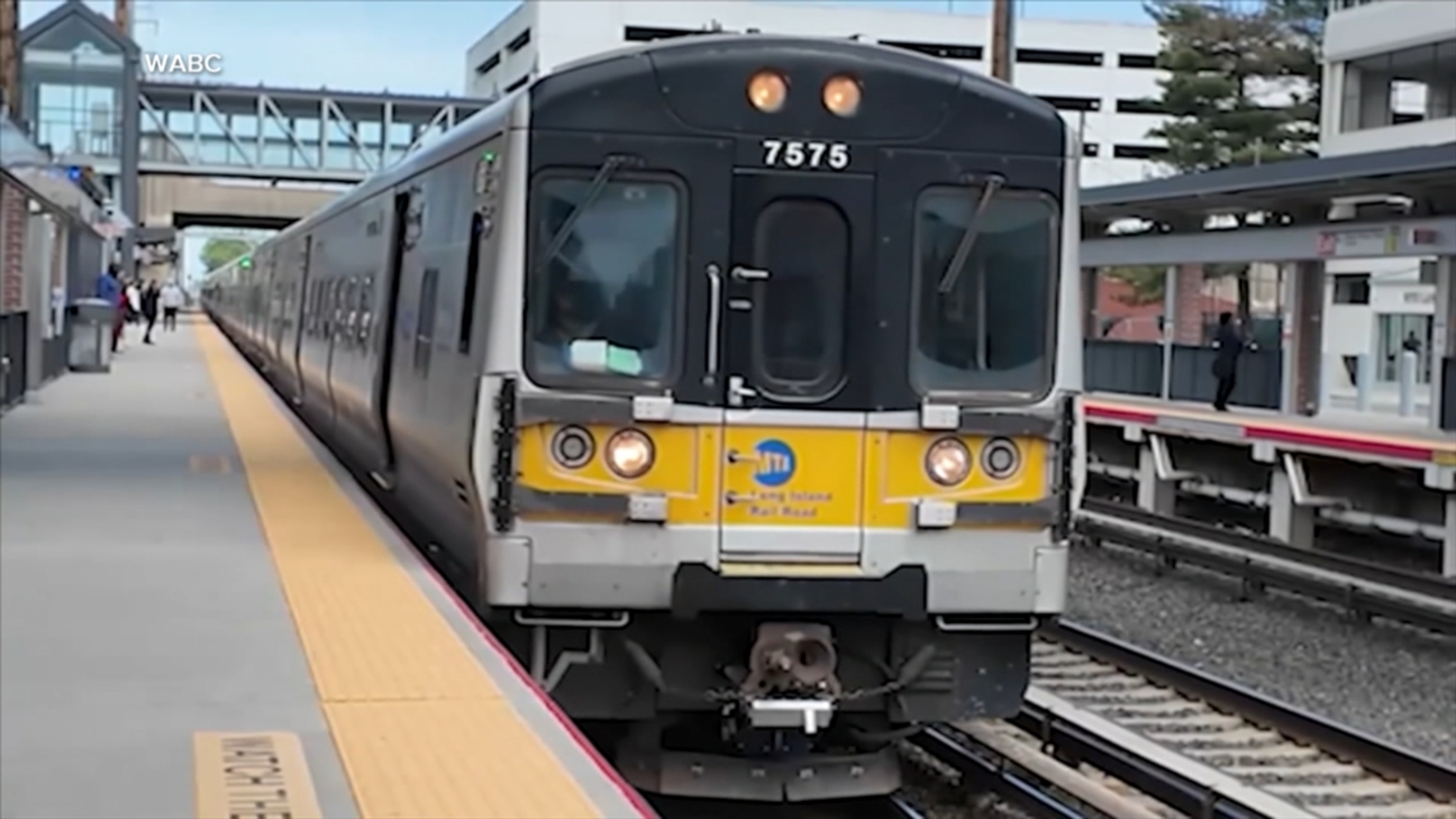 NYC area braces for possible rail strike