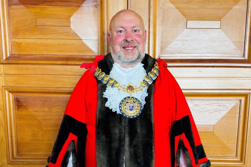 Long-standing councillor takes over as new Southend mayor