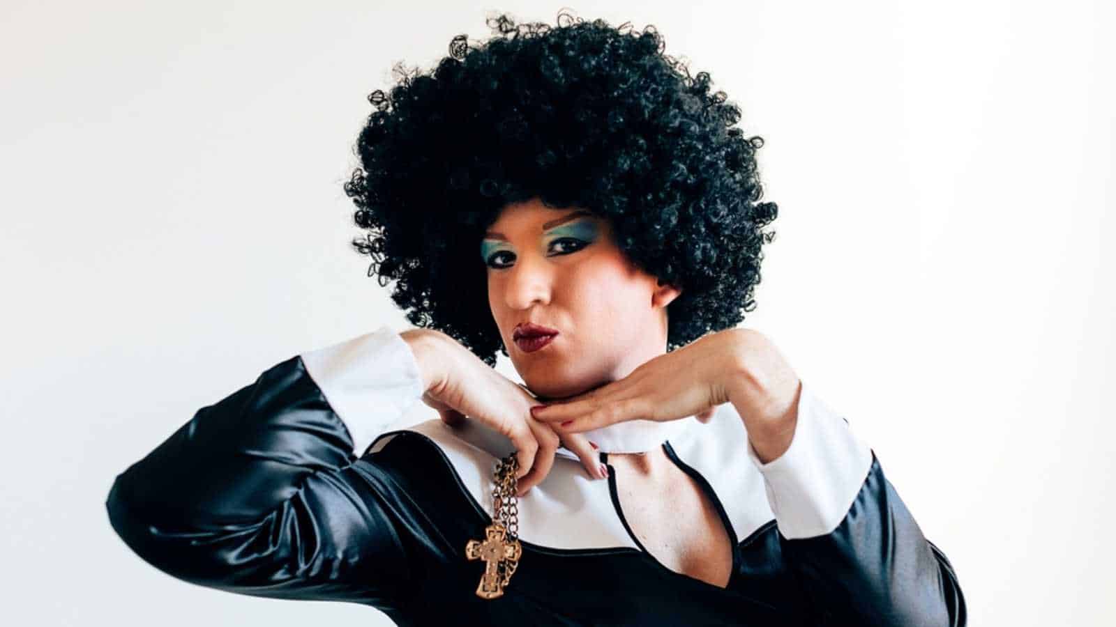 The unspoken pews: 11 things other women notice about you during church ...