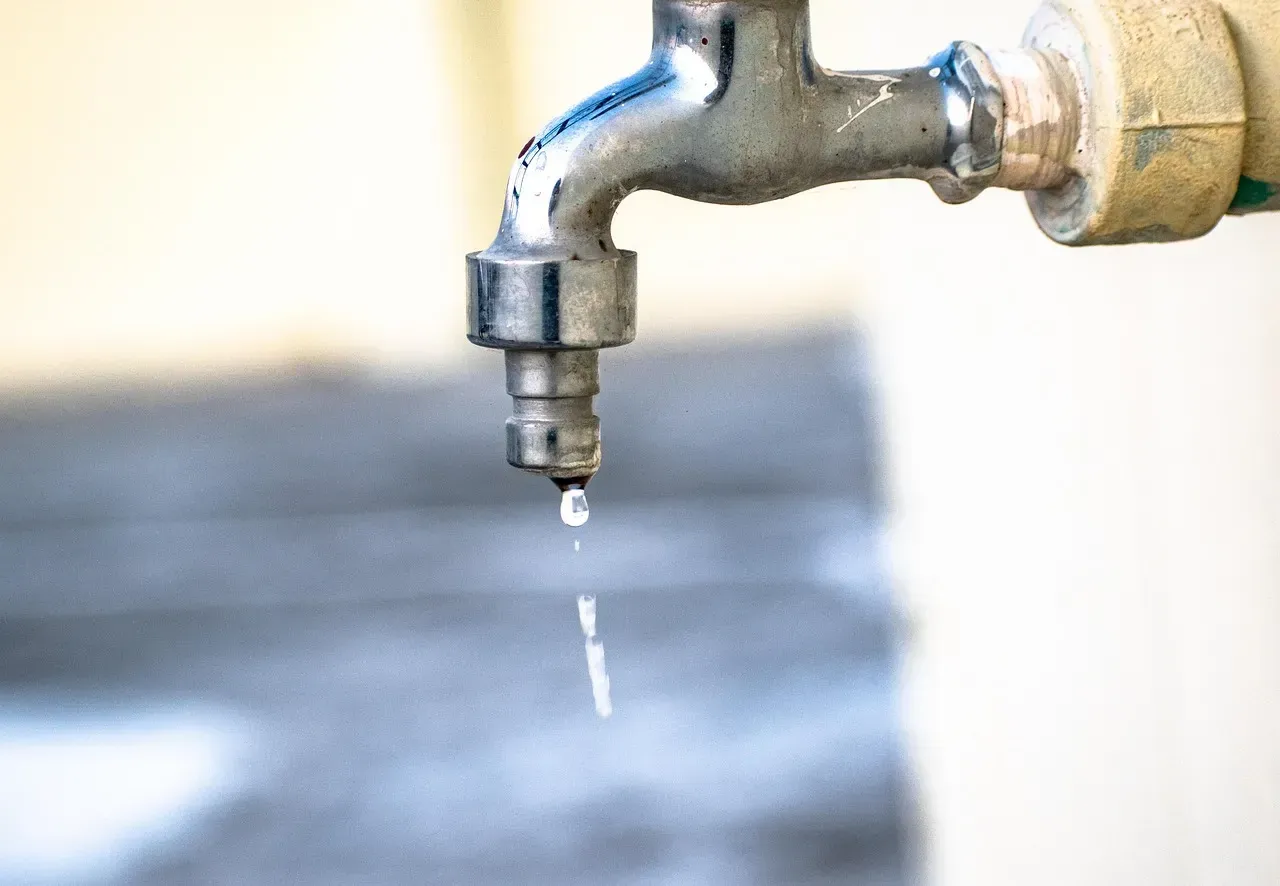 9 costly plumbing mistakes that could set you back thousands, plumbers say