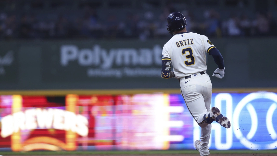 Ortiz delivers rare offensive spark amid Brewers' shortstop dilemma