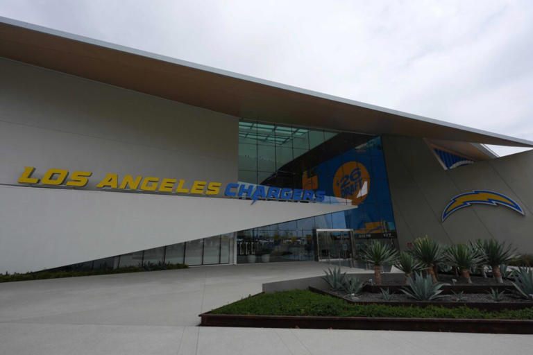 LA Chargers’ schedule release video draws mixed reactions from NFL fans