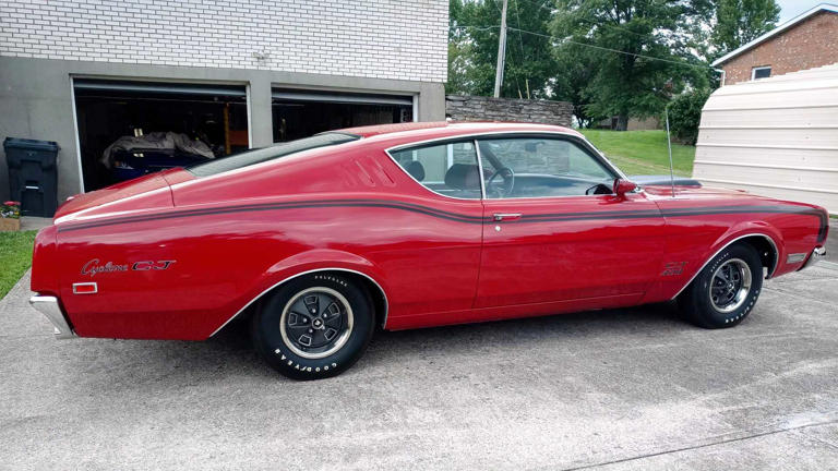 This forgotten Mercury has NASCAR blood and Cobra Jet bite