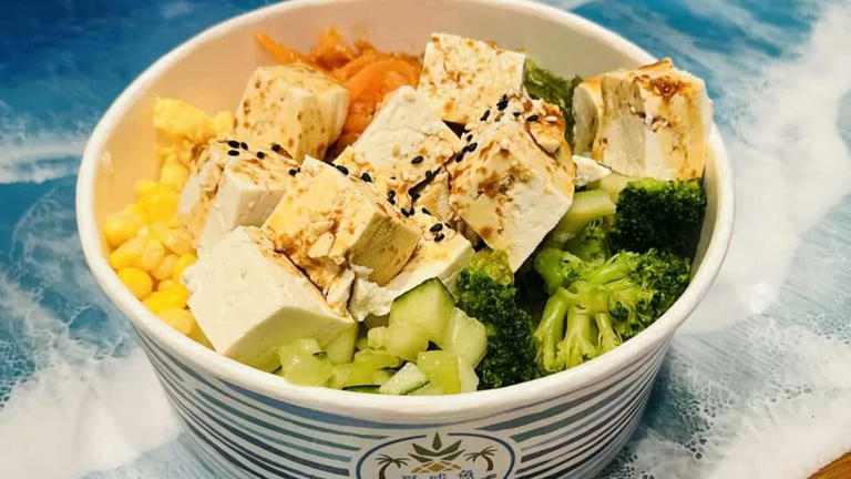 Low-carb rice cooker recipes: cauliflower rice to quinoa bowls