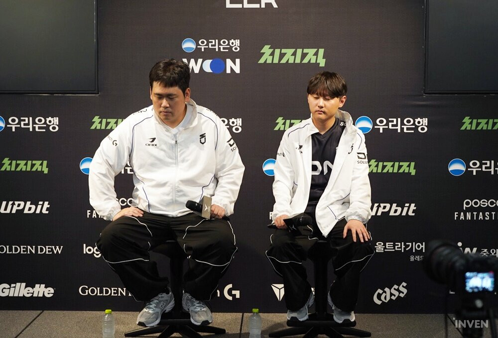 A bowed head from coach Ju Young-dal: "I apologize to the fans ...