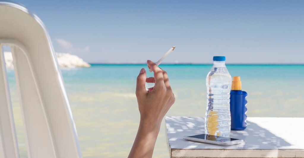 Sigarette vietate in spiaggia: l'Italia si sveglia e le sanzioni fanno ...