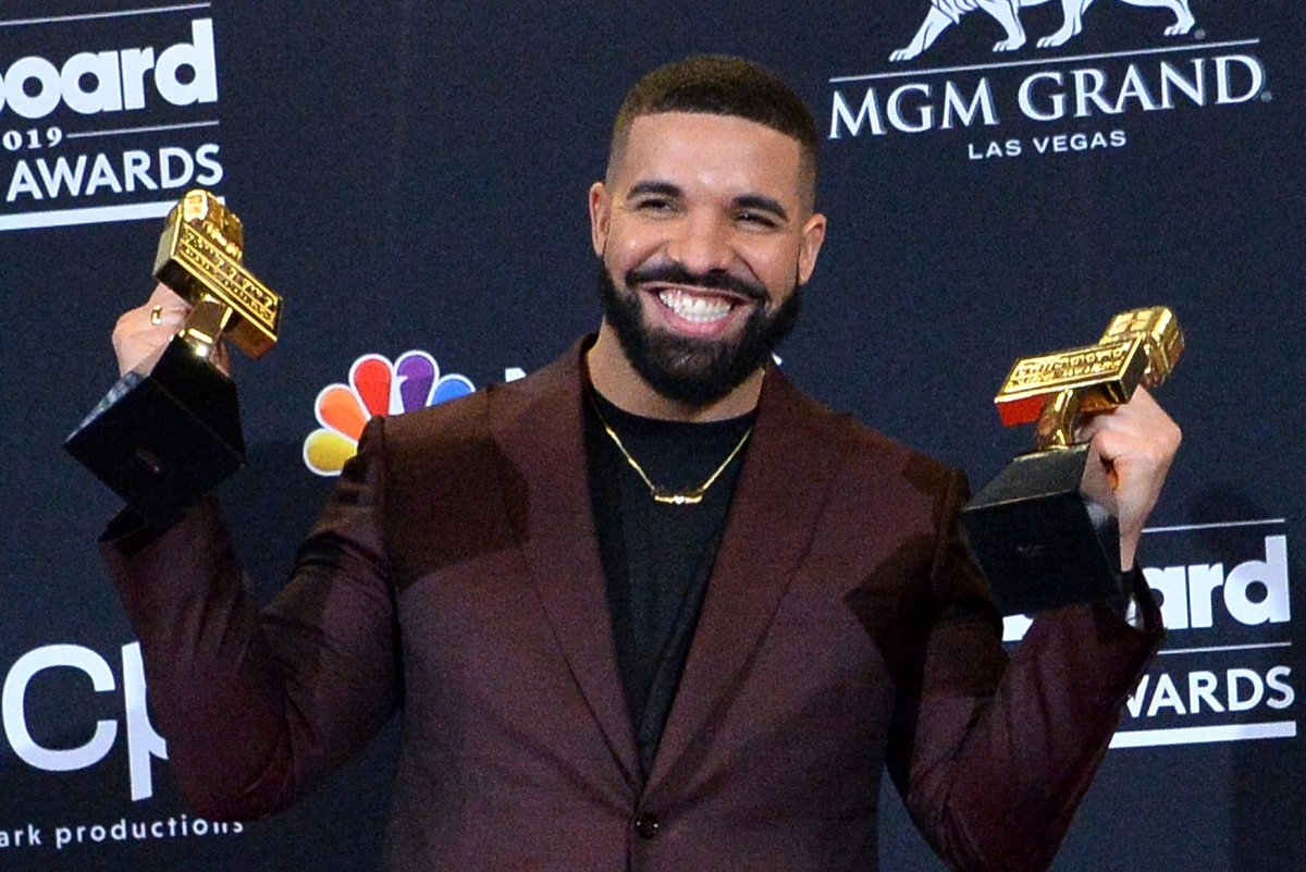 Drake returns with three new albums, 'Plot Twist' video